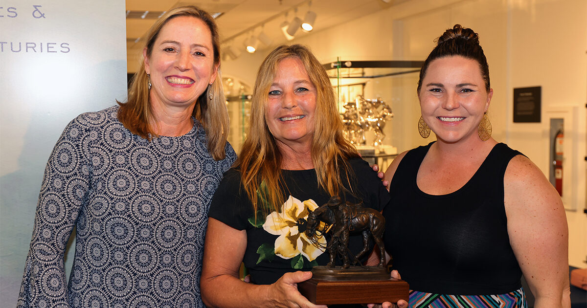 DAWN WEBBER RECOGNIZED WITH CLINT NANGLE EQUINE WELFARE AWARD | U.S ...